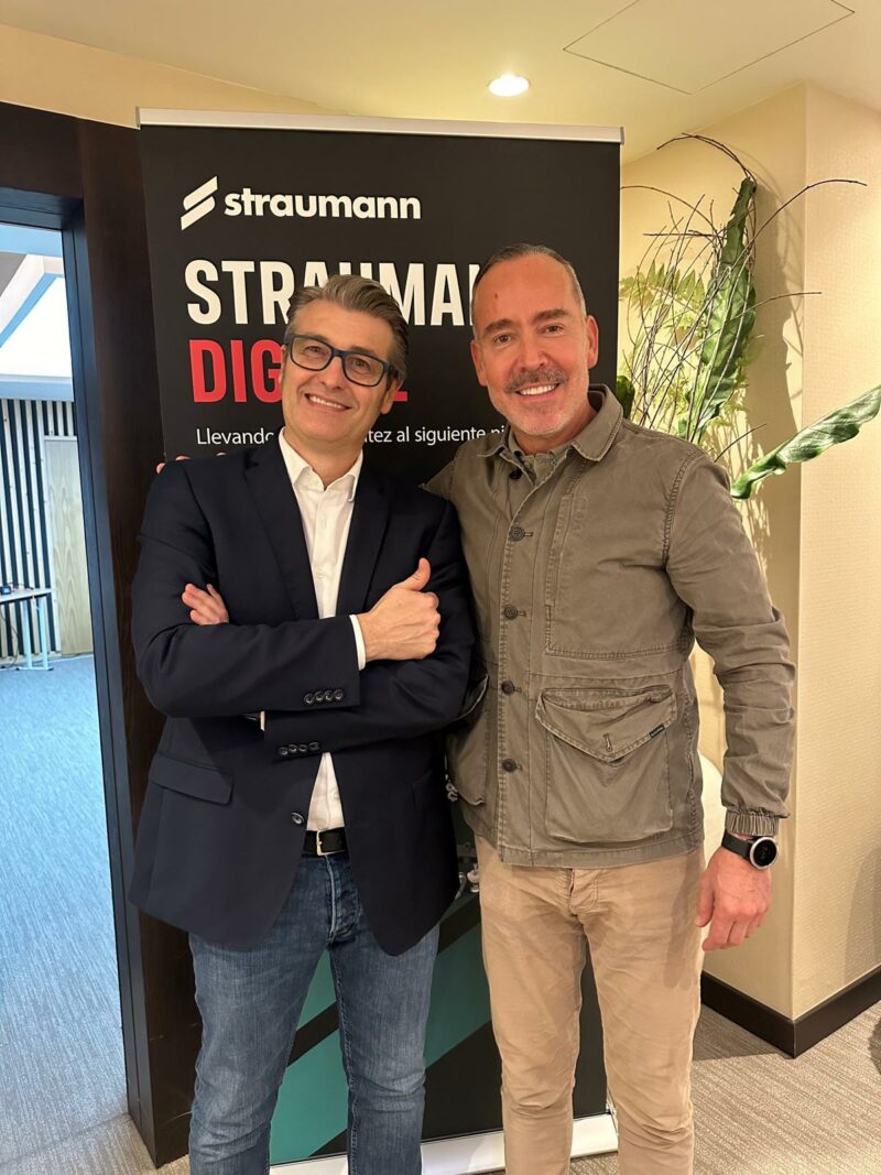 Nuestro Equipo Completa el Straumann Digital Xperience | Clínica dental ...
